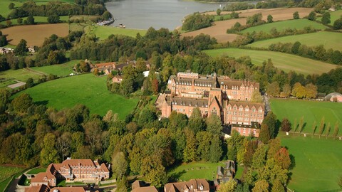 Summer camp in Ardingly | Alpadia Language Schools